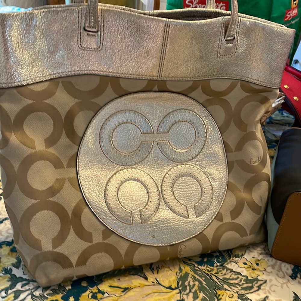 Coach Signature Laura Silver Canvas/Patent Leather To… - Gem